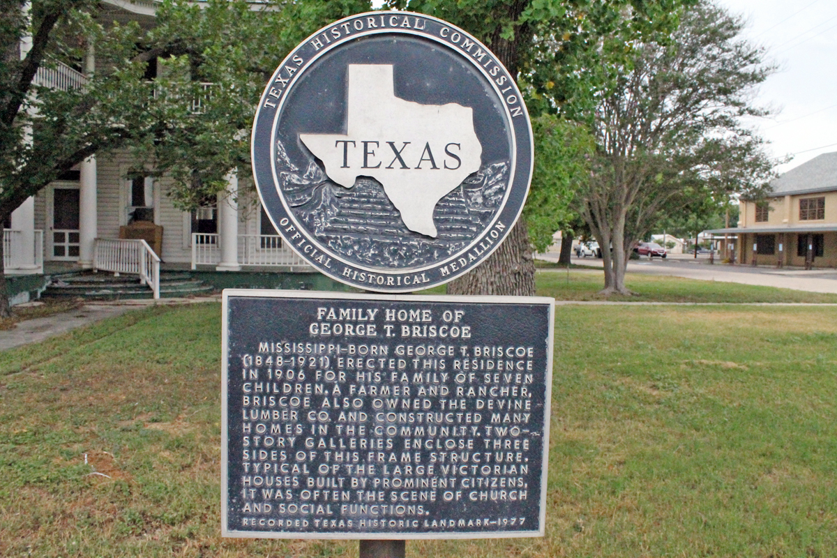 The Briscoe family of Medina County traces its heritage to William the ...