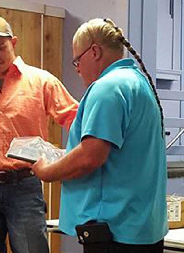 Devine, Moore VFDs honor members – The Devine News