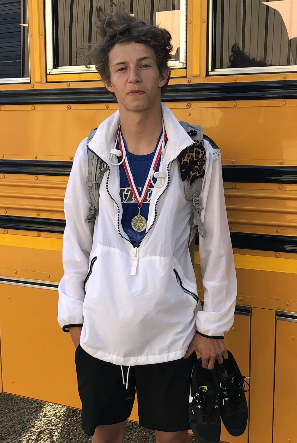 Three Mustangs advance to Regional track meet – The Devine News