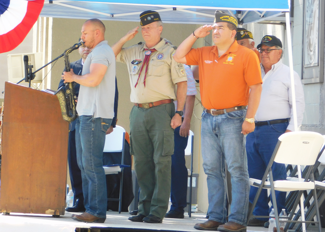 Devine remembers and honors on Memorial Day – The Devine News