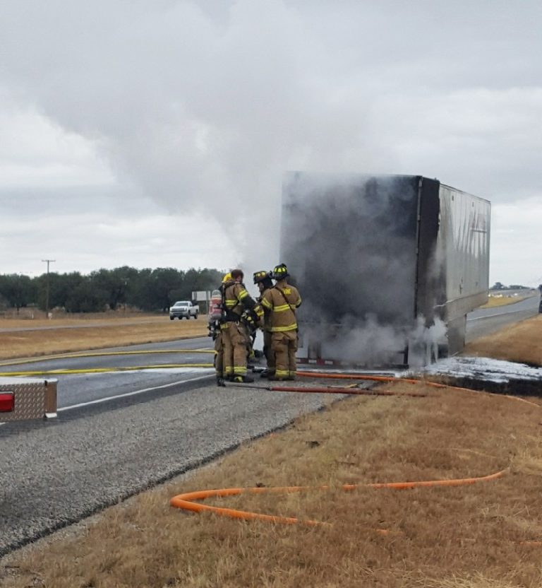18-wheeler catches fire after tire blows – The Devine News