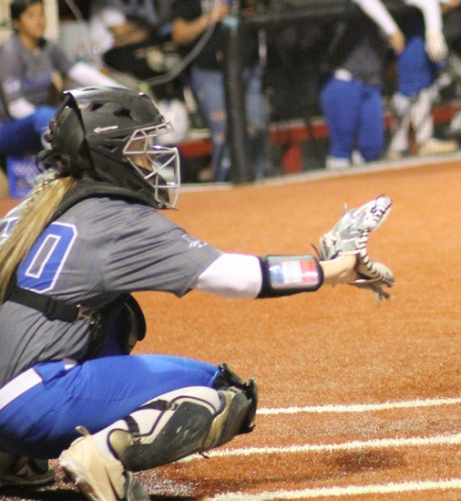 Comfort no challenge for Natalia softball – The Devine News