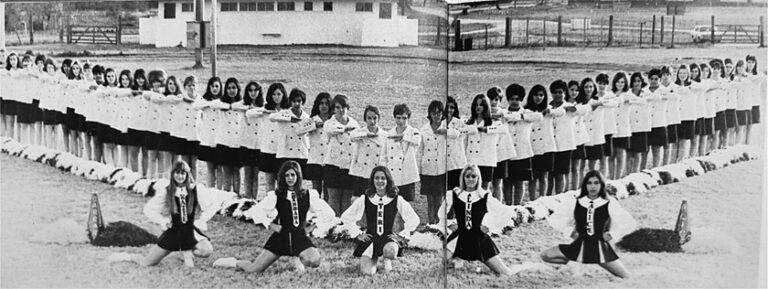 1969-70 Devine High School Cheerleaders & Pep Squad – The Devine News