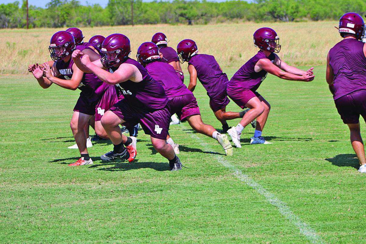 You’re invited…Meet the Devine HS Fall athletes, marching band ...
