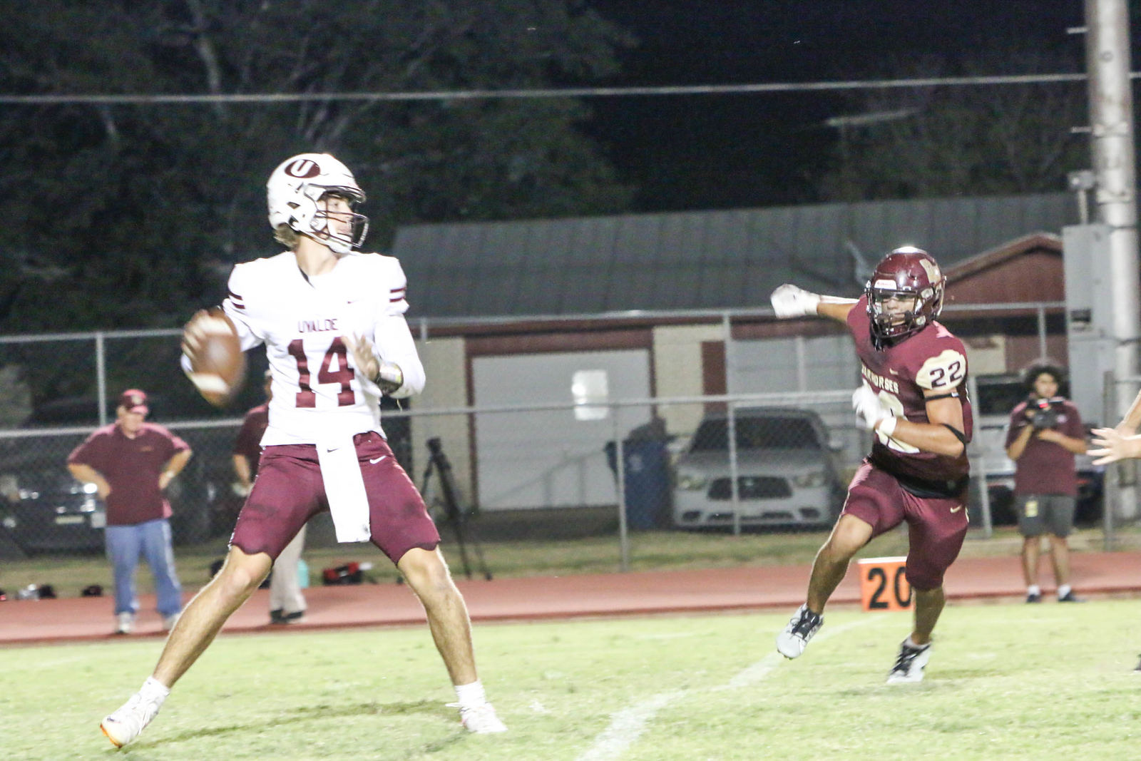 Horses hold on for heart-stopping 28-24 win vs Uvalde; LaFond pressure ...