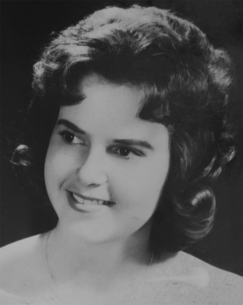 Linda Rae (Keith) Barrow – The Devine News