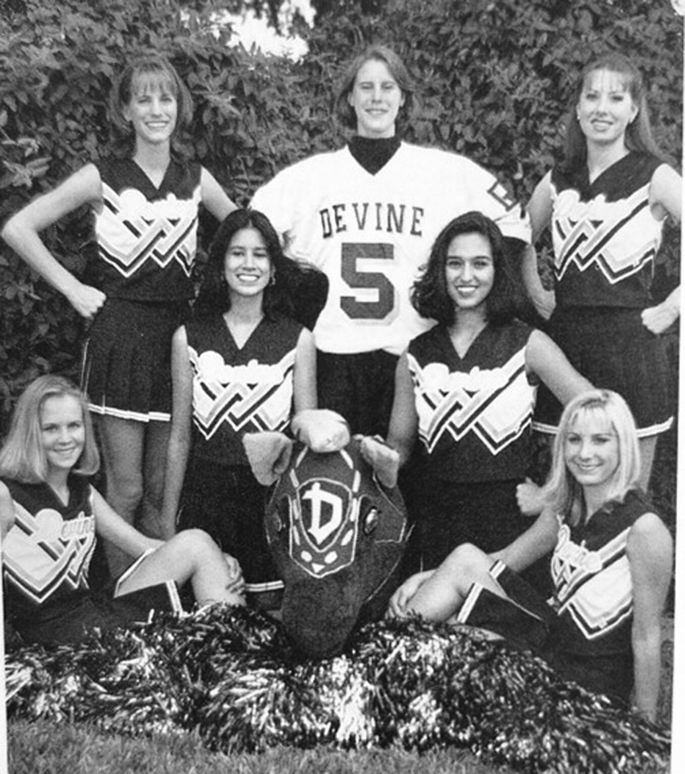 Devine Cheerleaders, Mascots, Pep Squad Across the Years to be honored ...